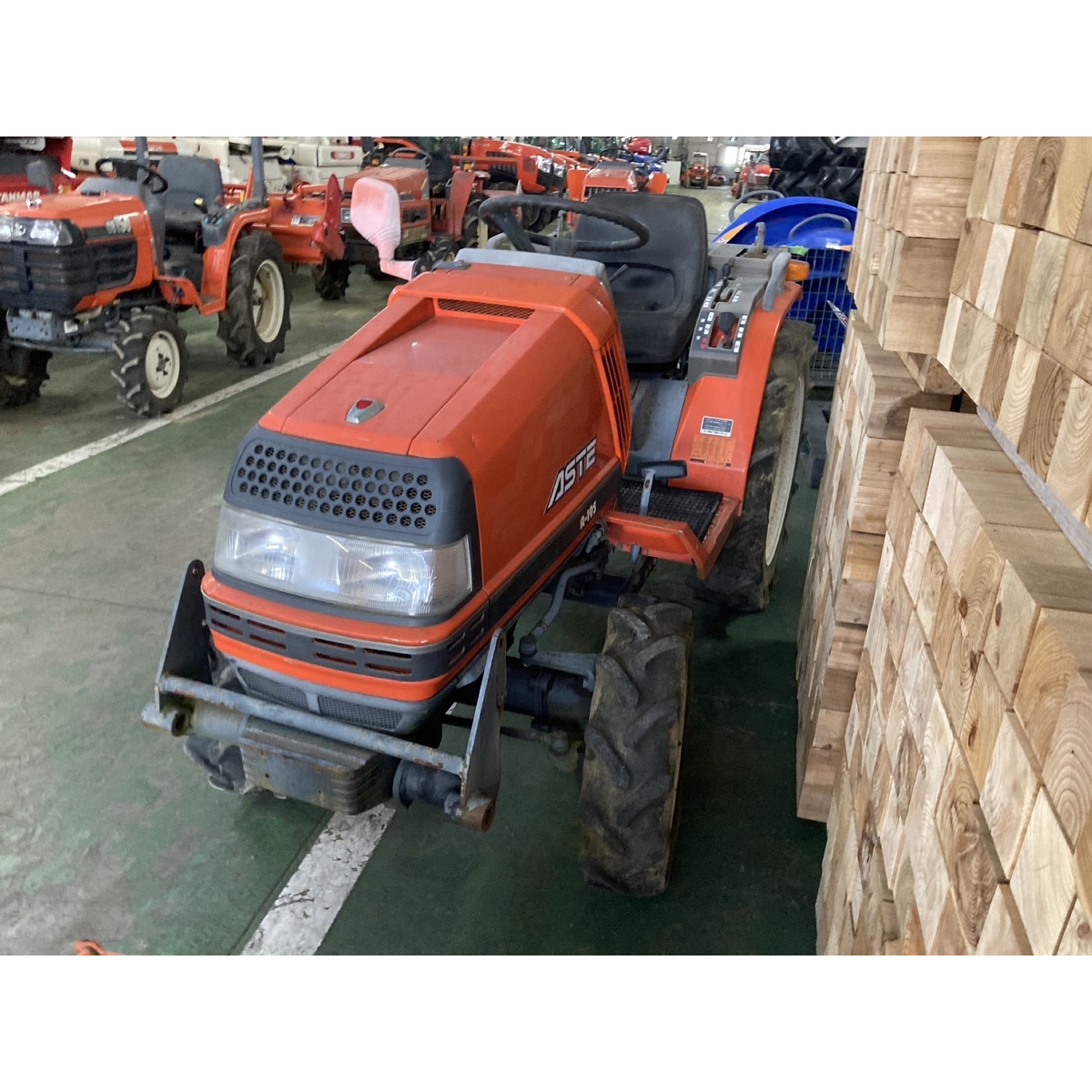 Tractors KUBOTA A-195 - FARM MART