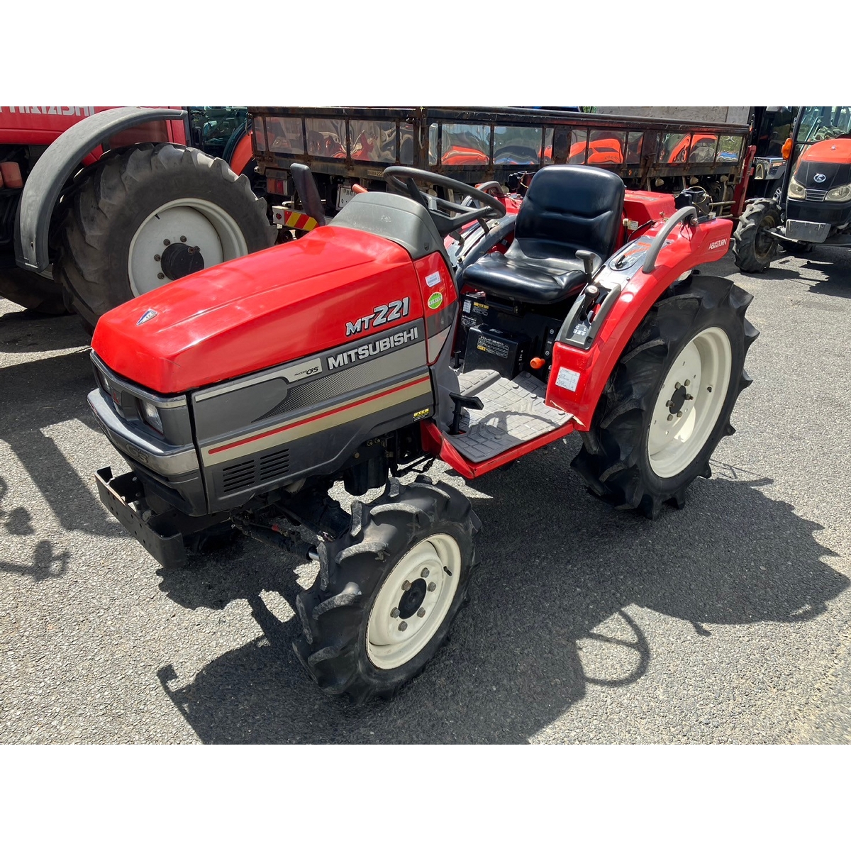 Tractors MITSUBISHI MT221 - FARM MART