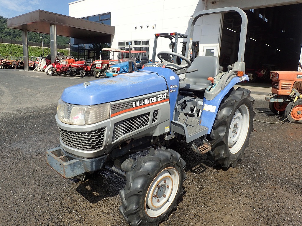 Tractors ISEKI TH24-Q - FARM MART