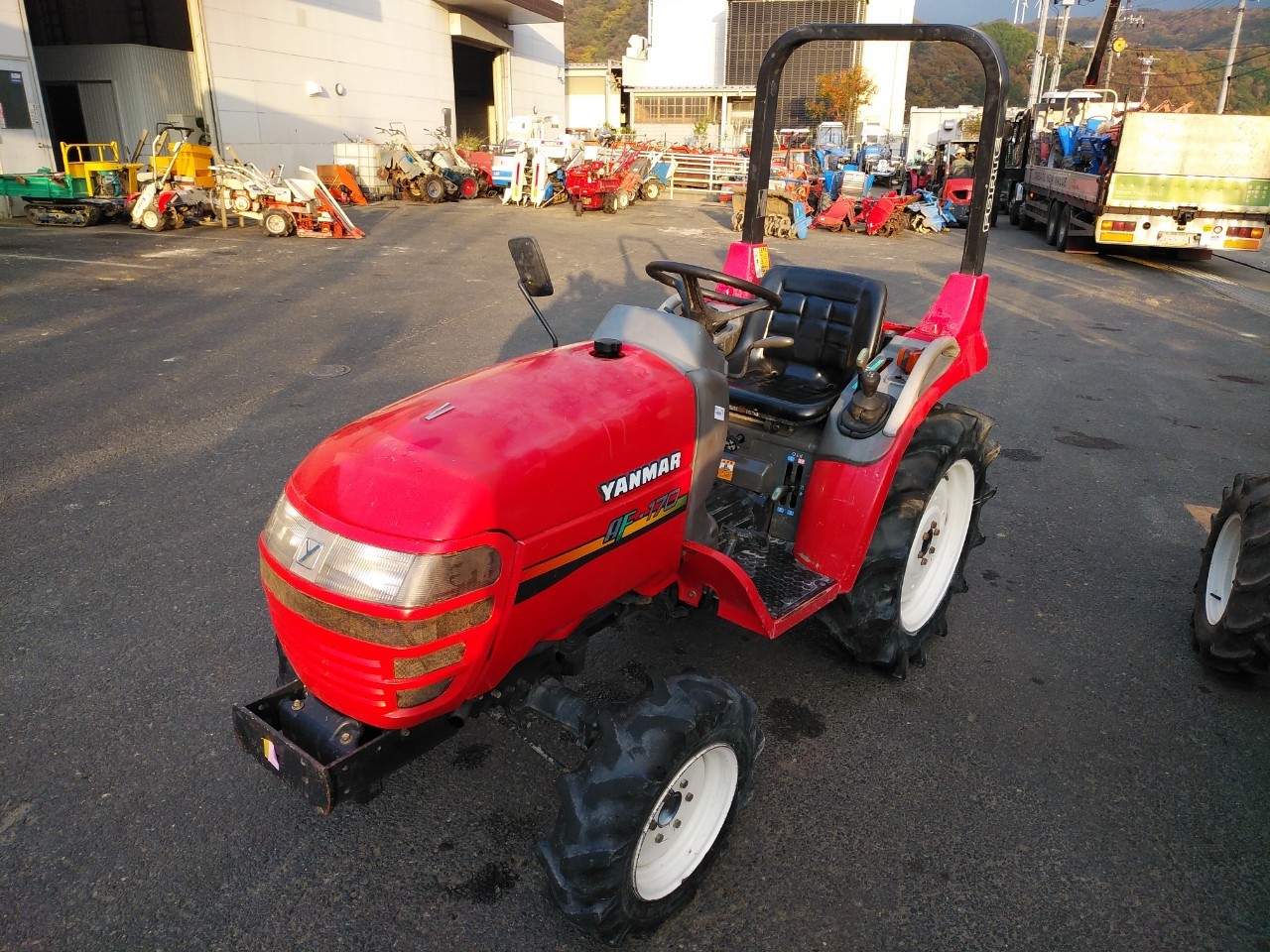 Tractors YANMAR AF170 - FARM MART