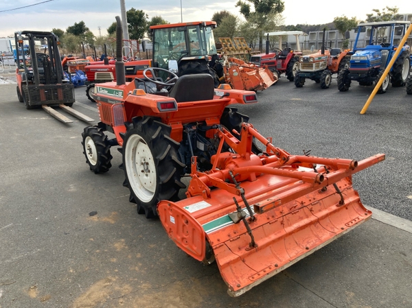Tractors KUBOTA L1-18D - FARM MART