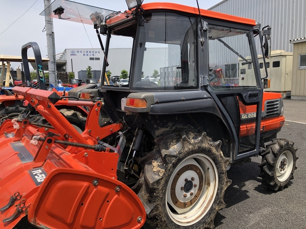 Tractors KUBOTA GL220 - FARM MART