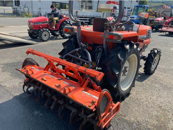 Tractors KUBOTA GL260 - FARM MART