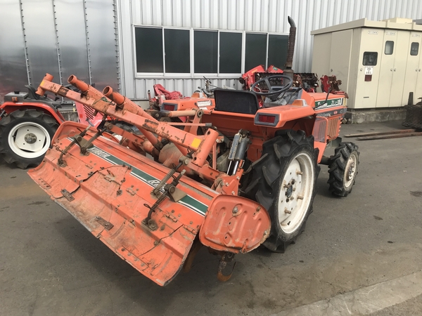 Tractors KUBOTA L1-18D - FARM MART