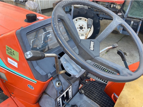 Tractors KUBOTA L1-205D - FARM MART