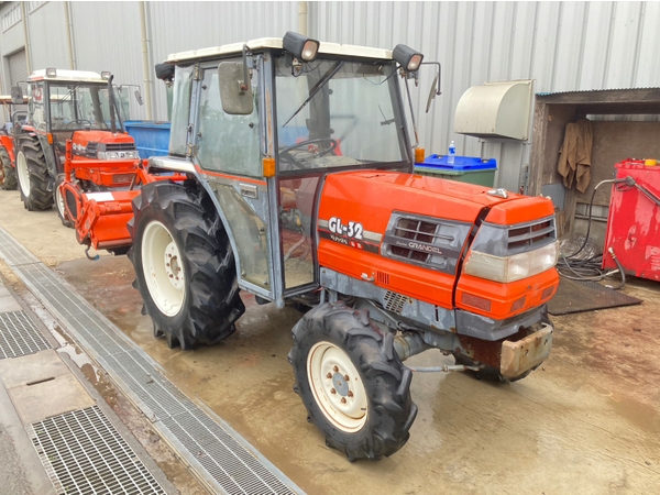 Tractors KUBOTA GL32D - FARM MART