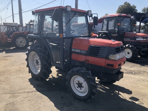 Tractors KUBOTA GL260 - FARM MART