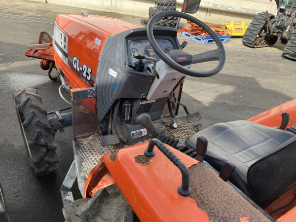 Tractors KUBOTA GL25 - FARM MART