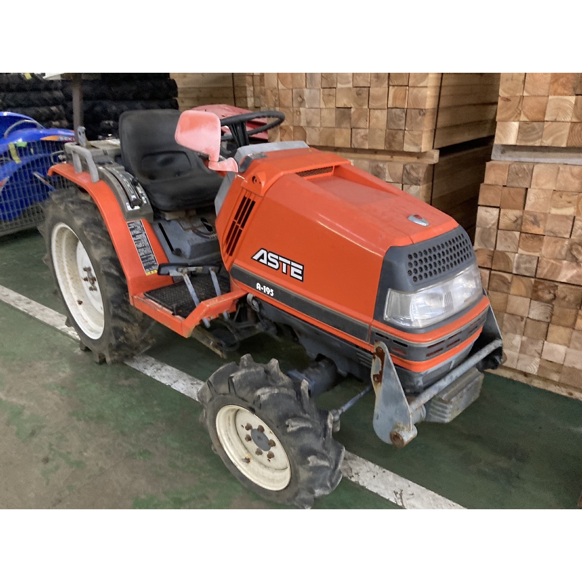 Tractors KUBOTA A-195 - FARM MART