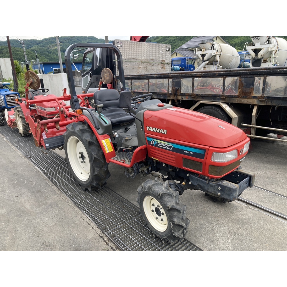 Tractors YANMAR AF220D - FARM MART
