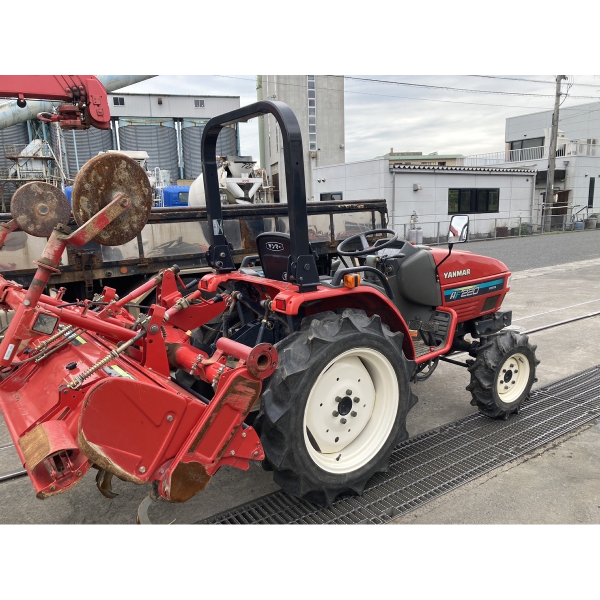 Tractors YANMAR AF220D - FARM MART