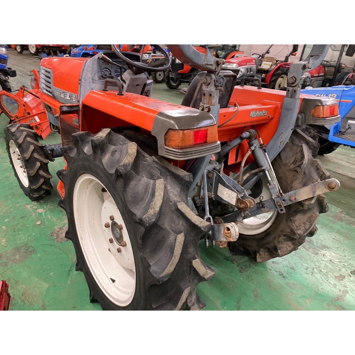 Tractors KUBOTA GL260 - FARM MART