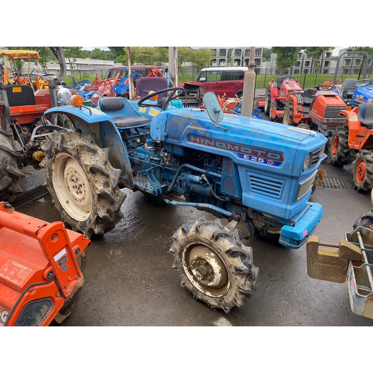 Tractors HINOMOTO E25D - FARM MART