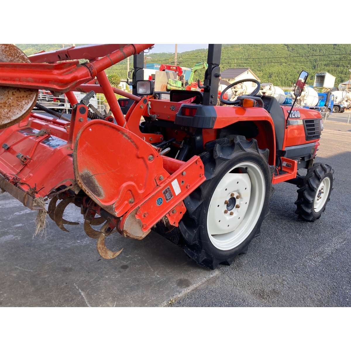 Tractors KUBOTA T200 - FARM MART