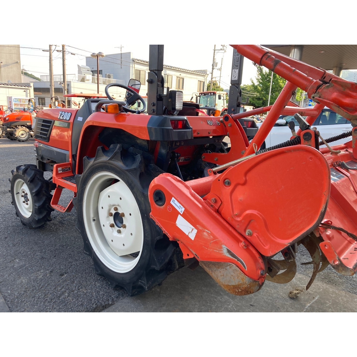 Tractors KUBOTA T200 - FARM MART