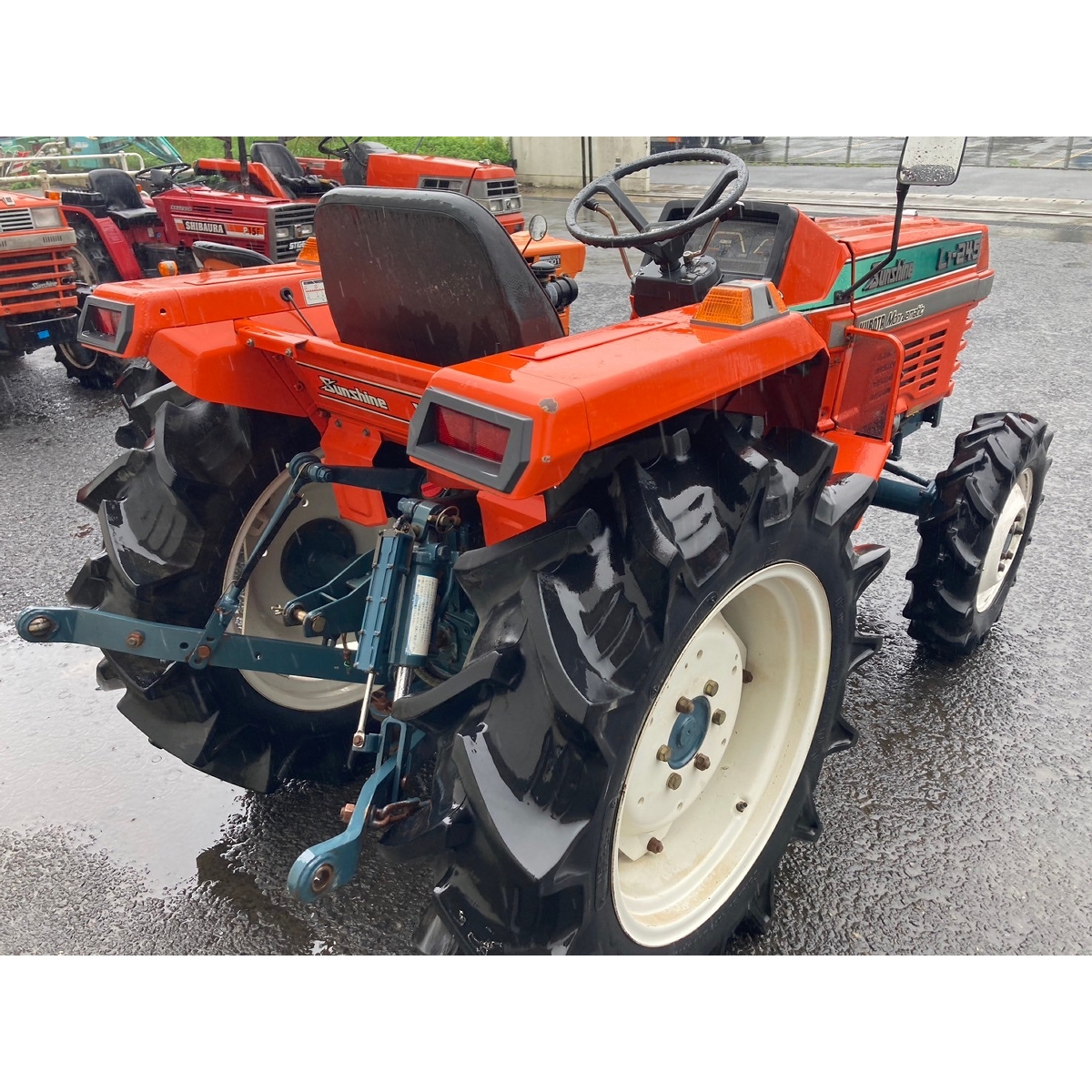 Tractors KUBOTA L1-245D - FARM MART