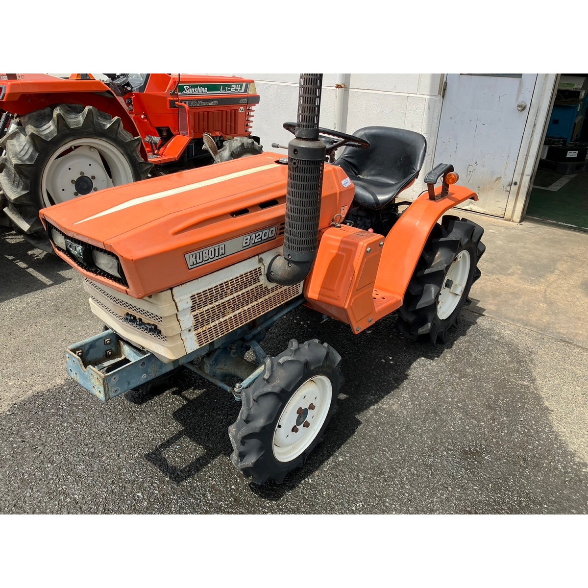 Tractors KUBOTA B1200 - FARM MART