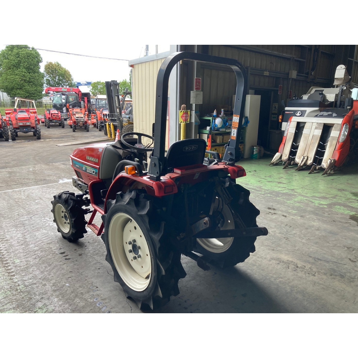Tractors YANMAR AF220D - FARM MART