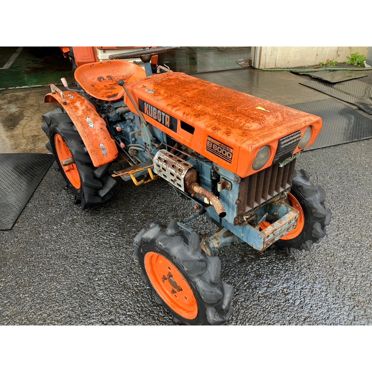 Tractors KUBOTA B6000 - FARM MART