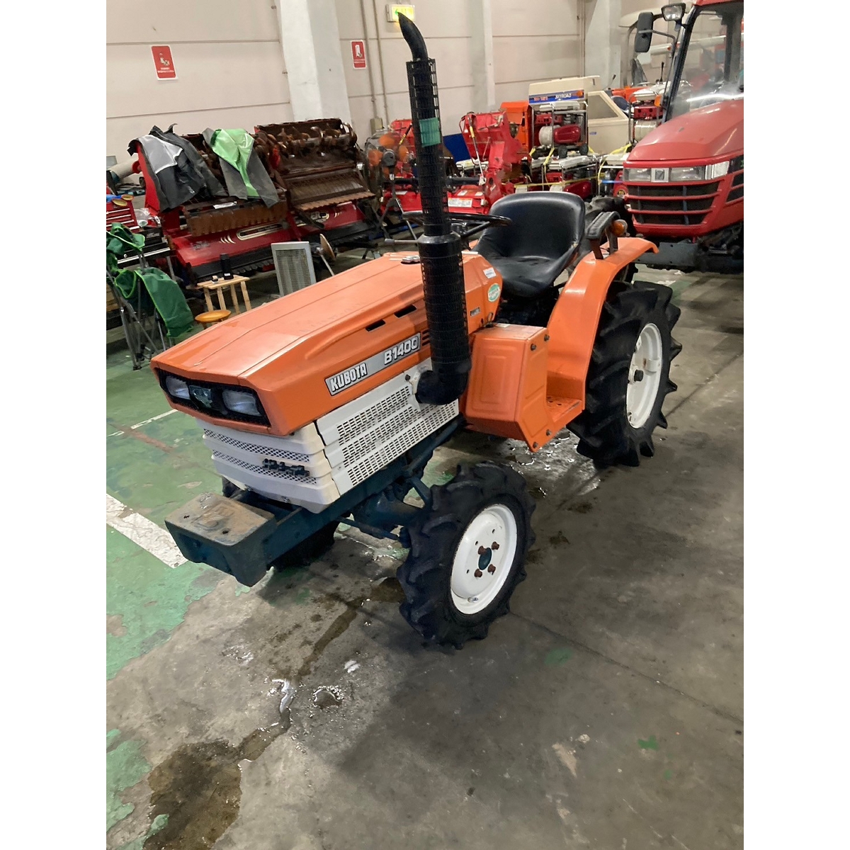 Tractors KUBOTA B1400 - FARM MART