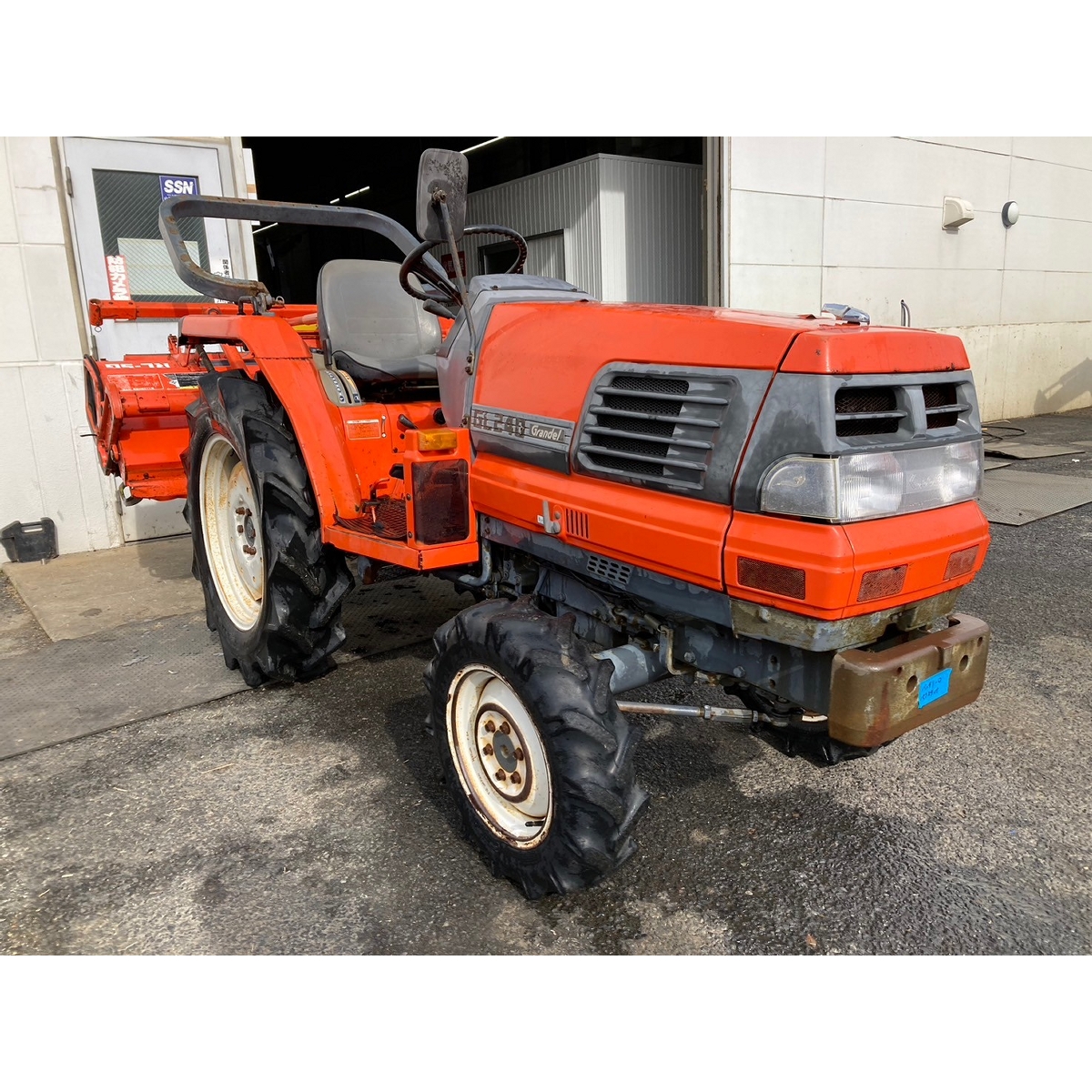 Tractors KUBOTA GL240 - FARM MART