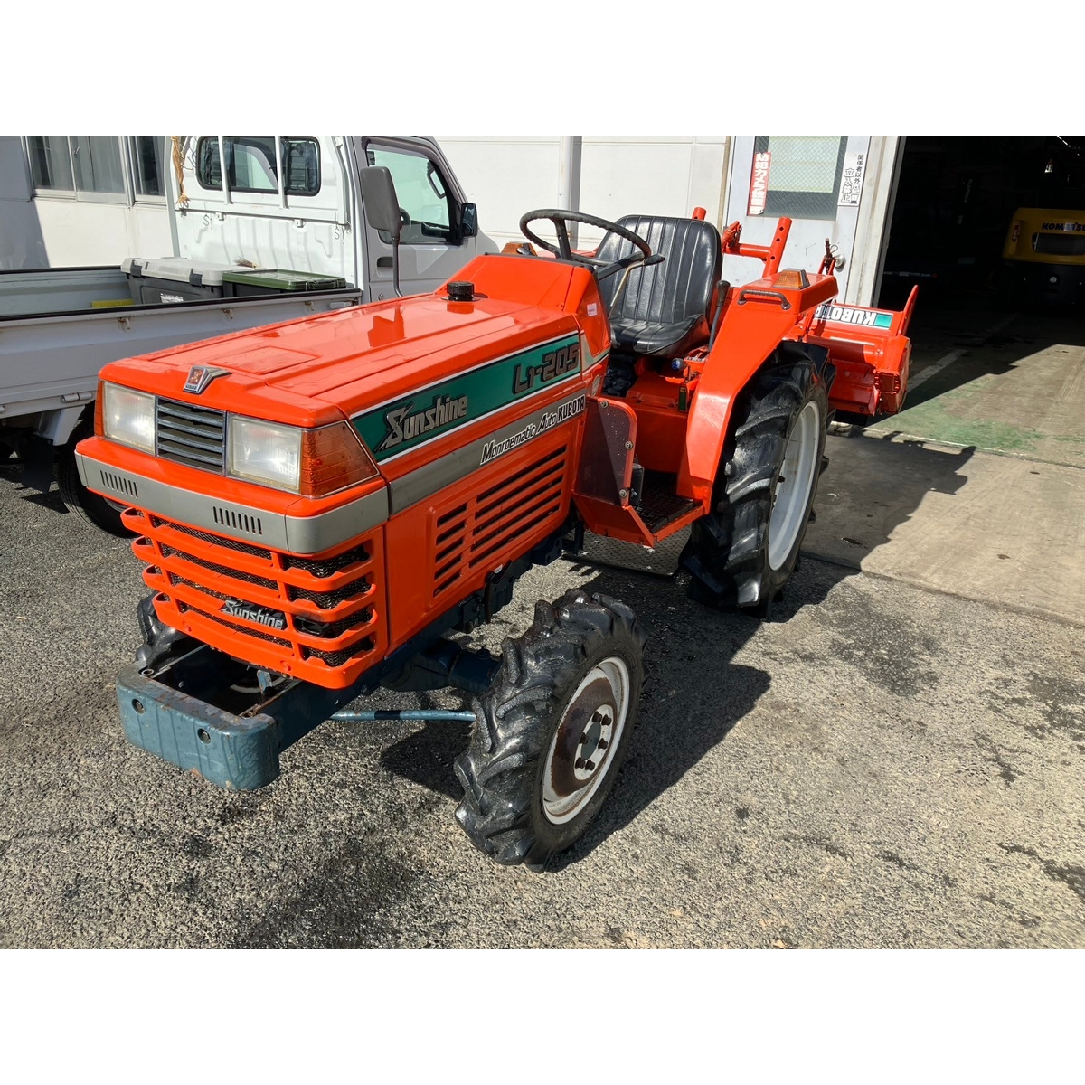 Tractors KUBOTA L1-205D - FARM MART