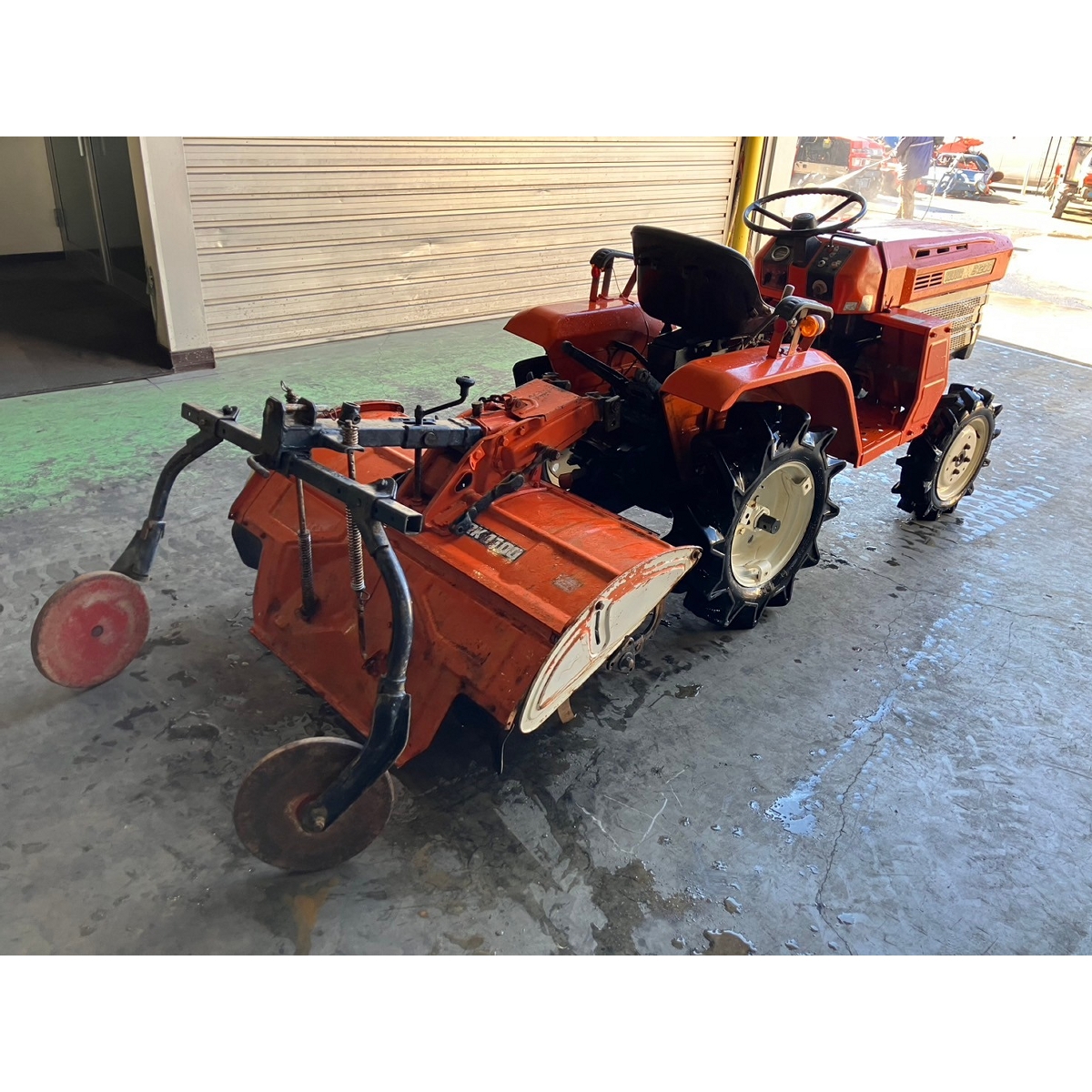 Tractors KUBOTA B1200 - FARM MART