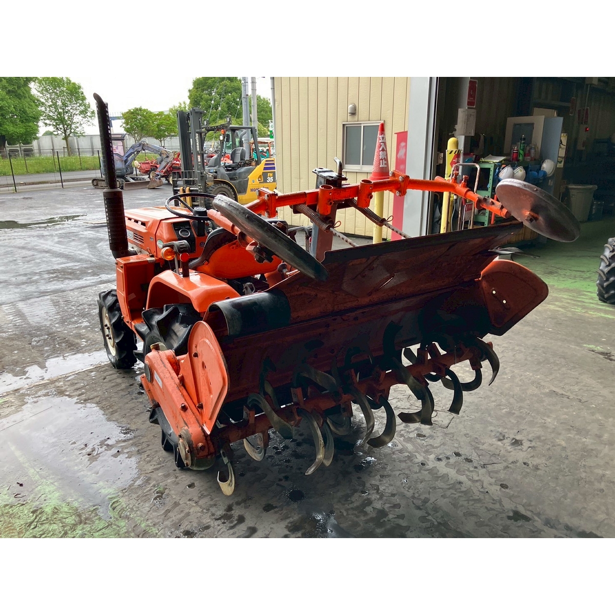 Tractors KUBOTA B1400 - FARM MART