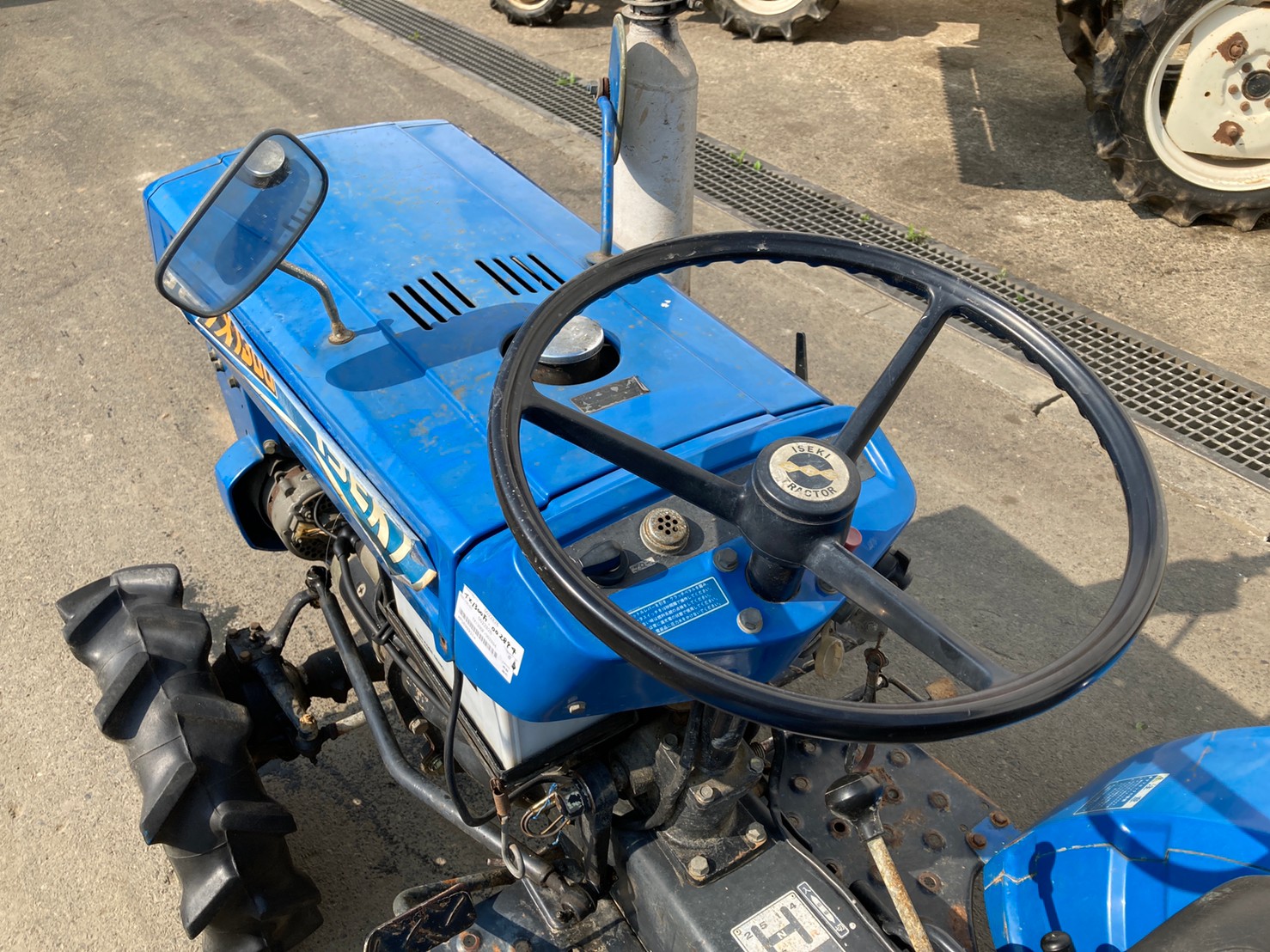 Tractors ISEKI TX1300F - FARM MART