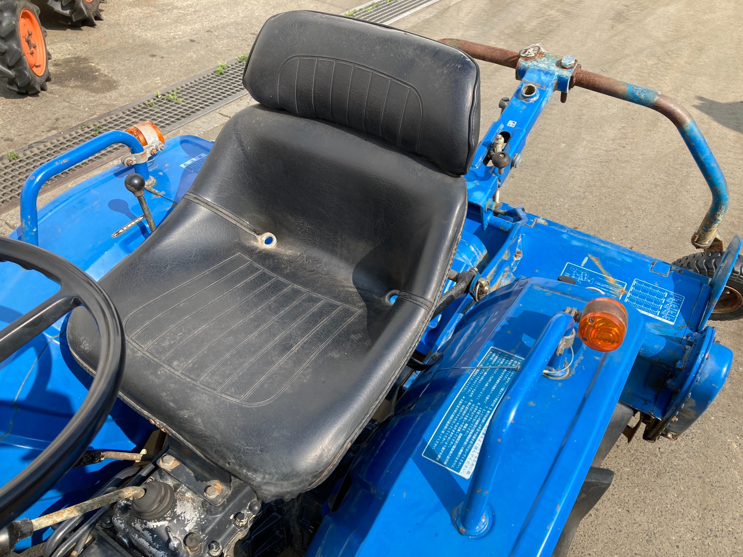 Tractors ISEKI TX1300F - FARM MART