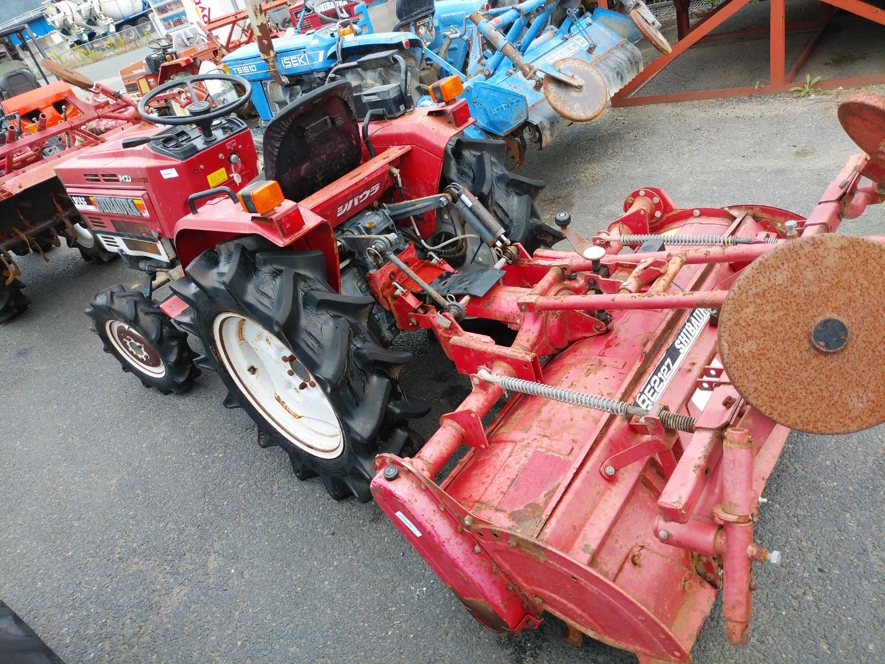 Tractors SHIBAURA P15F - FARM MART