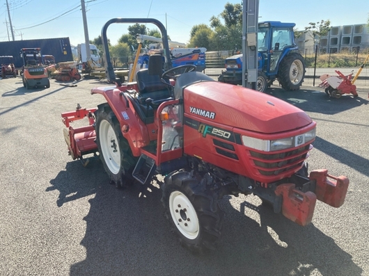 Tractors YANMAR AF250 - FARM MART