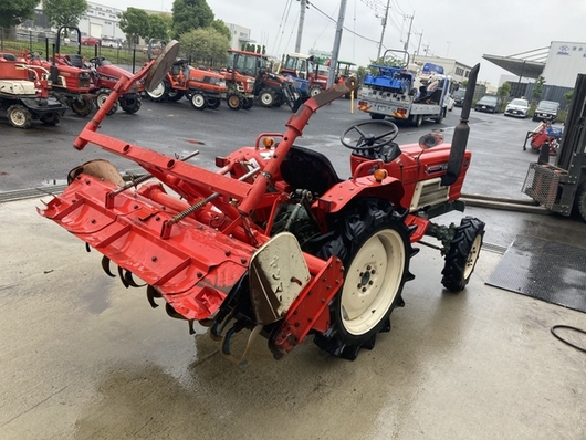 Tractors YANMAR YM2002D - FARM MART