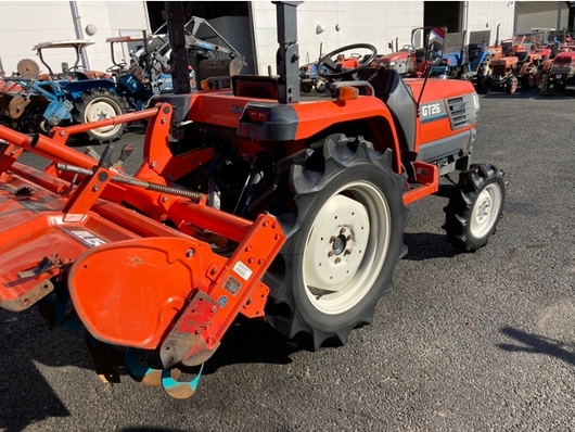 Tractors KUBOTA GT26 - FARM MART
