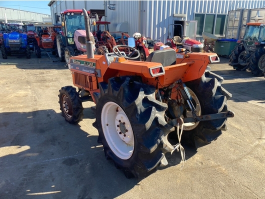 Tractors KUBOTA ZL1-28 - FARM MART